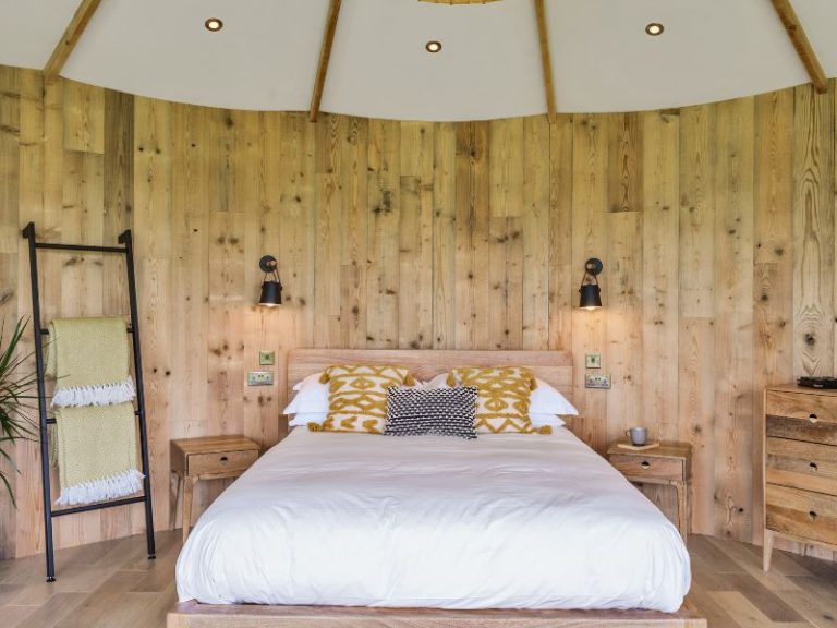 Middle Dean - The Roundhouses